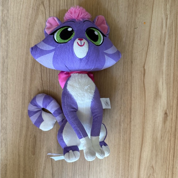 Disney | Toys | Disney Hissy The Cat 2 In Plush Stuffed Animal From ...